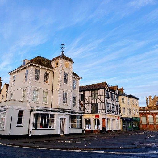 Bicester, United Kingdom - Travel Guide 2025