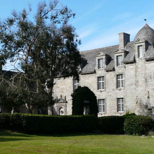 Lannilis, France - Travel Guide 2025